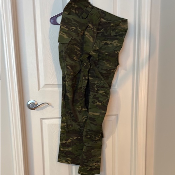 crye precison | Pants | Crye G3 Field Pant Tropical Multicam Never ...